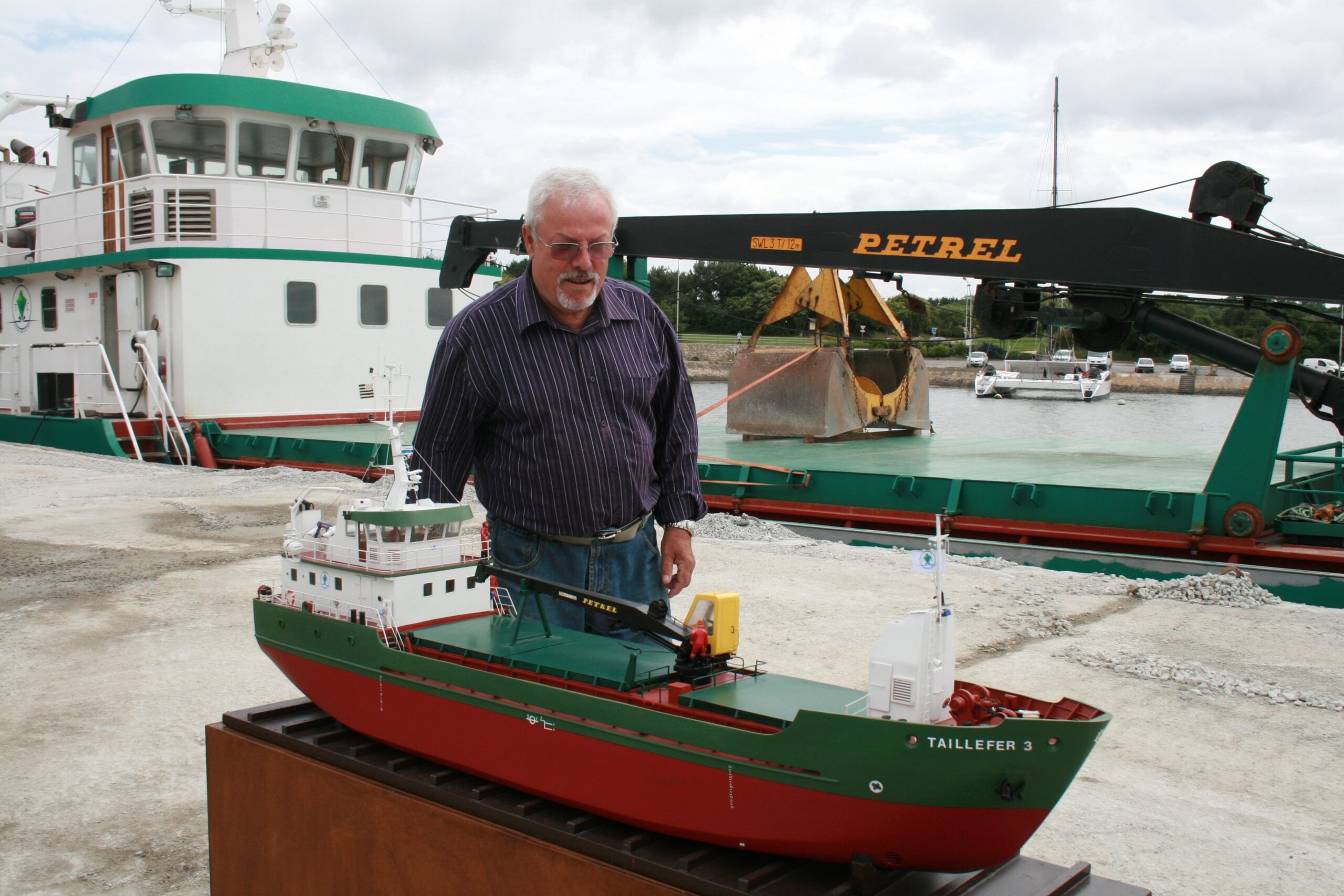 daniel-stricker-scale-model-shiptaillefer-3 - FreeShipPlans.com
